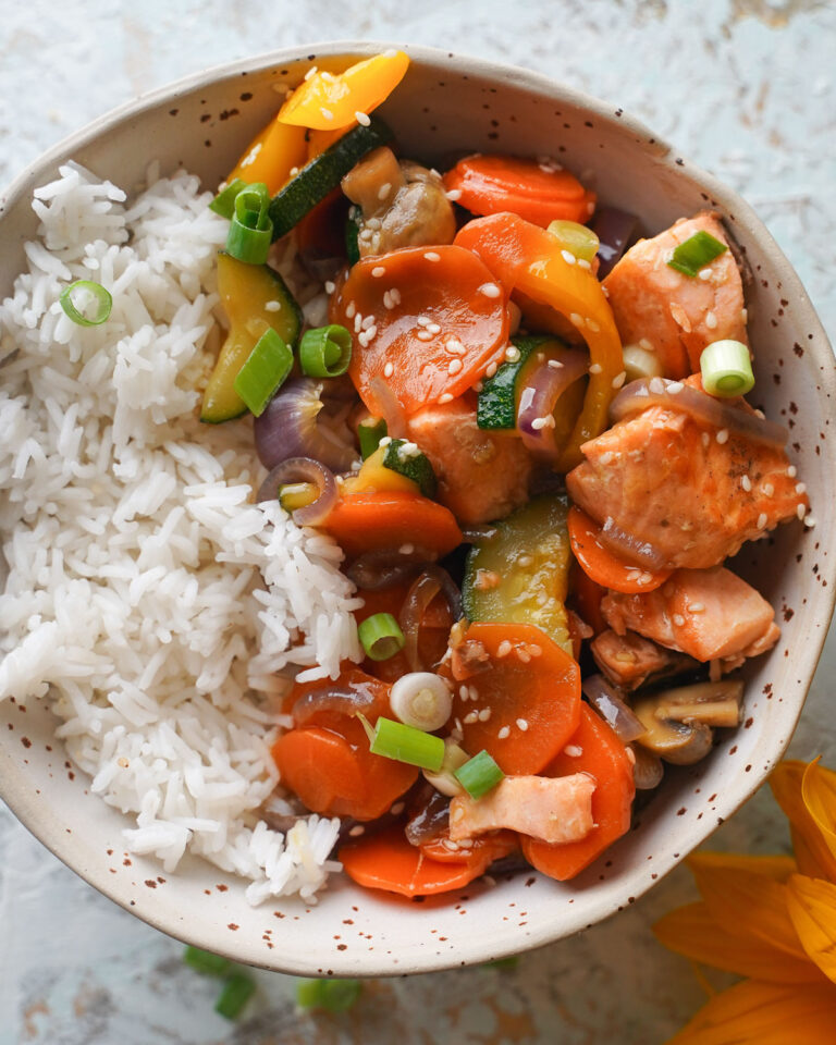 Easy Salmon Stir Fry - All Nutritious